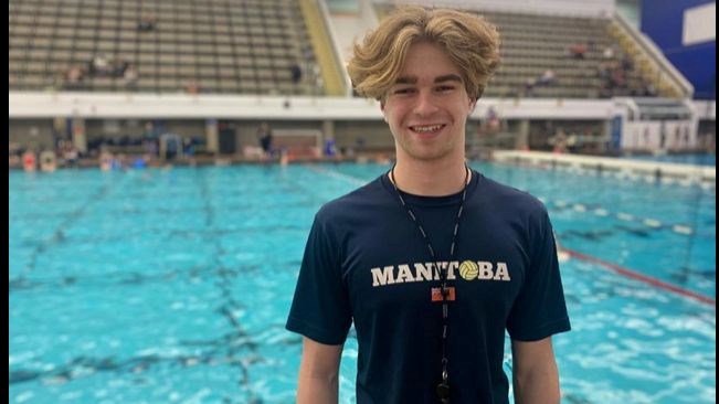 Waterpolo Introduces Coach Henry