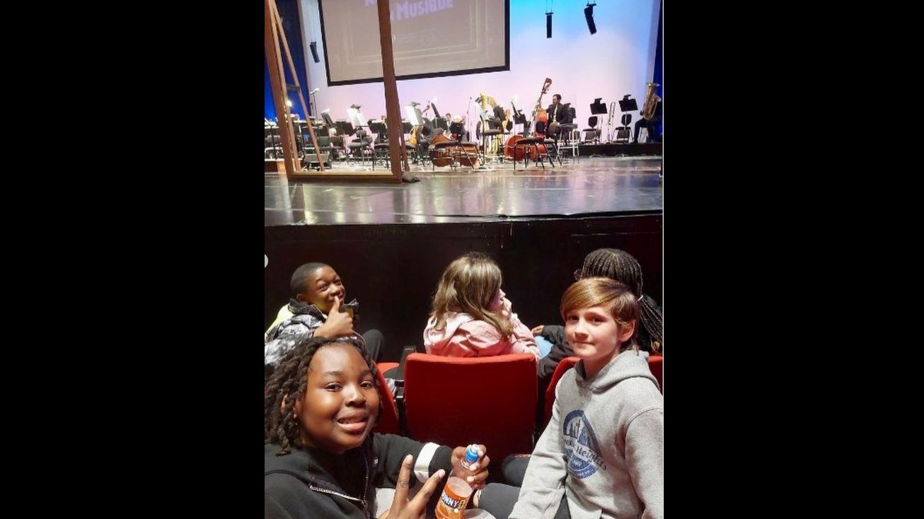 EVA Grade 6 Students Were Treated To A Fantastic Concert!