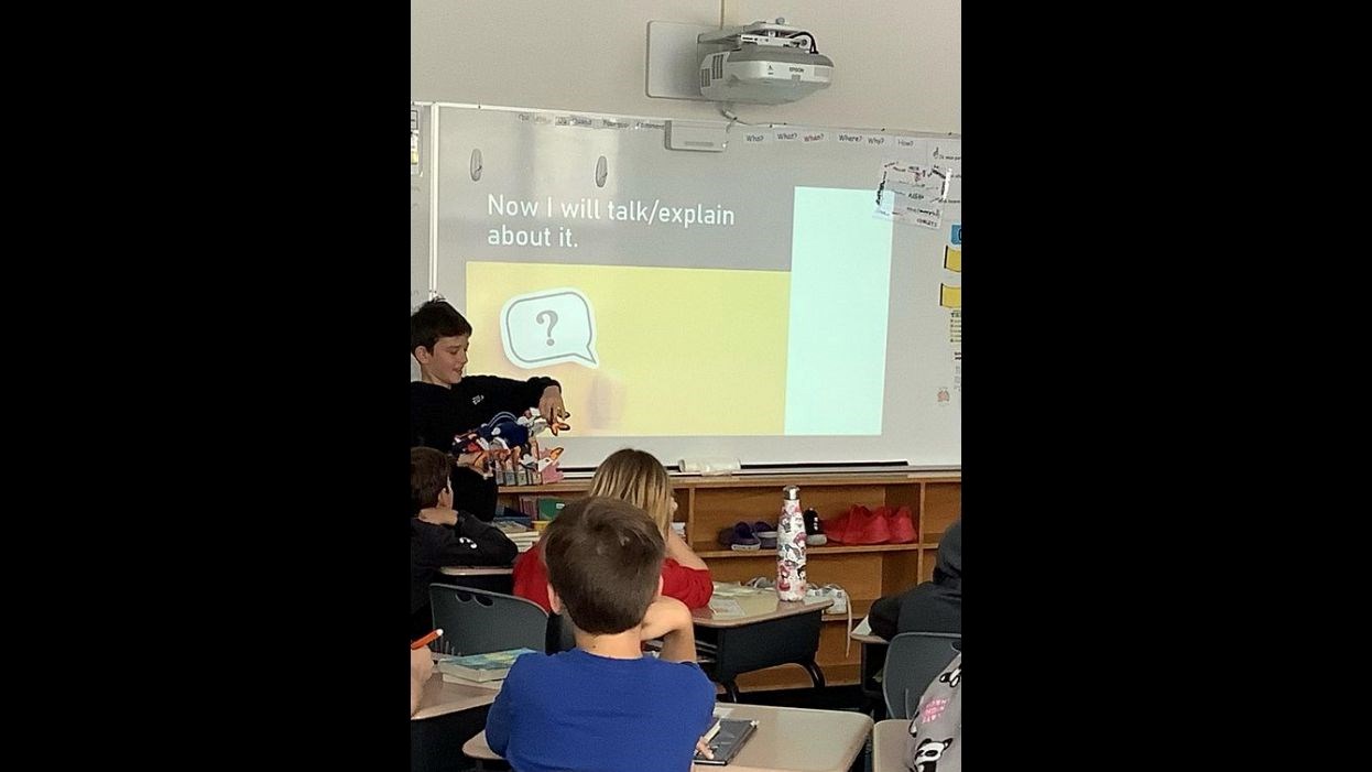 EVA Students Connecting Through Presentations